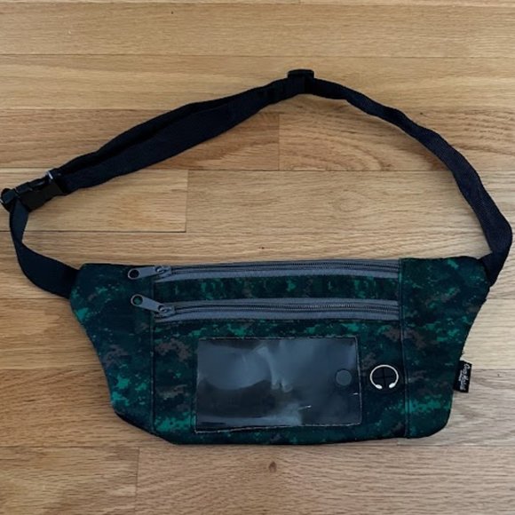 Omari Hardwick Fitness | Bags | Omari Hardwick Fitness Waist Pack ...